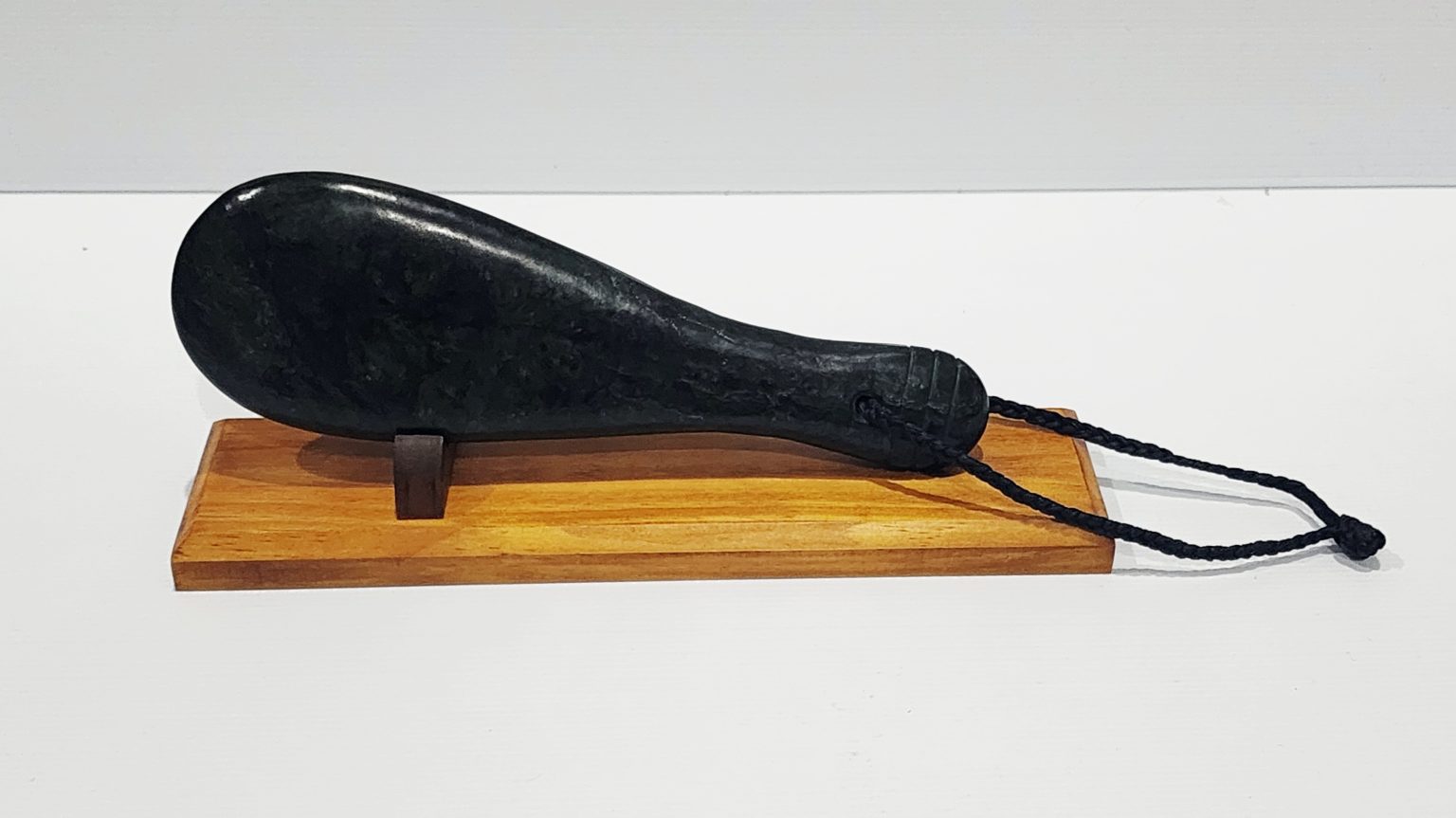 New Zealand Greenstone / Pounamu Mere (300mm Long) with Stand - Stonex ...